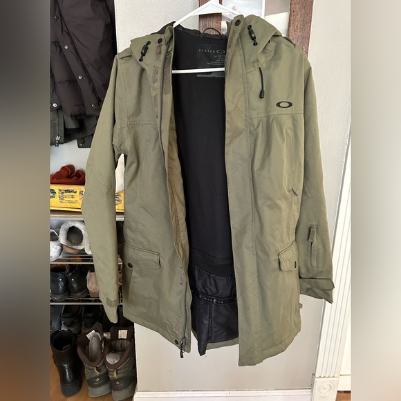 Oakley | Jackets & Coats | I Have Worn This Jacket And Im A Womens M ...